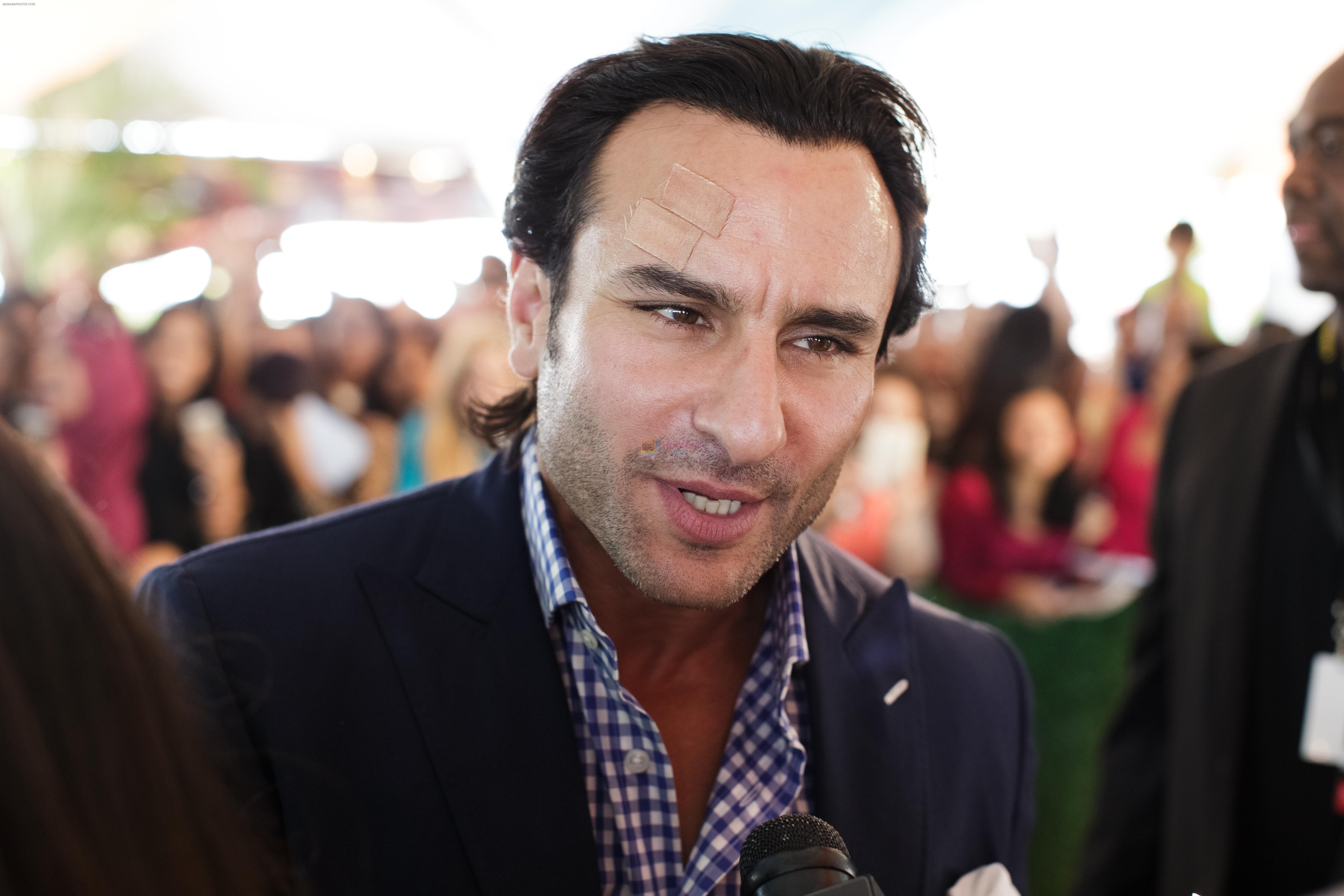 Saif Ali Khan arrives at Tampa International Airpot on 23rd April 2014 ...
