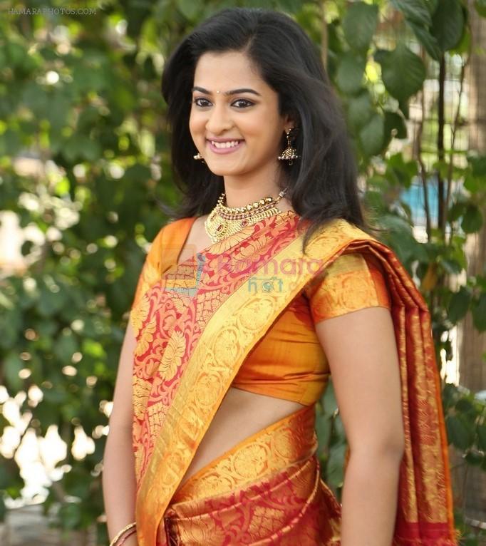 Nanditha Photos / Nanditha - Bollywood Photos