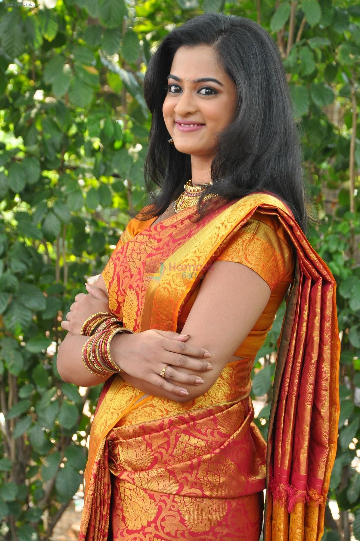 Nanditha / Nanditha - Bollywood Photos