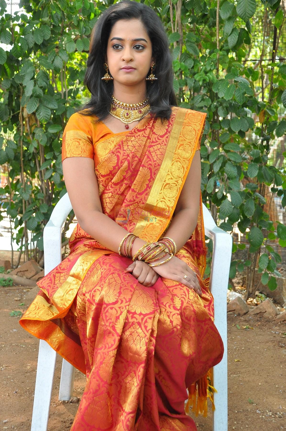 Nanditha / Nanditha - Bollywood Photos
