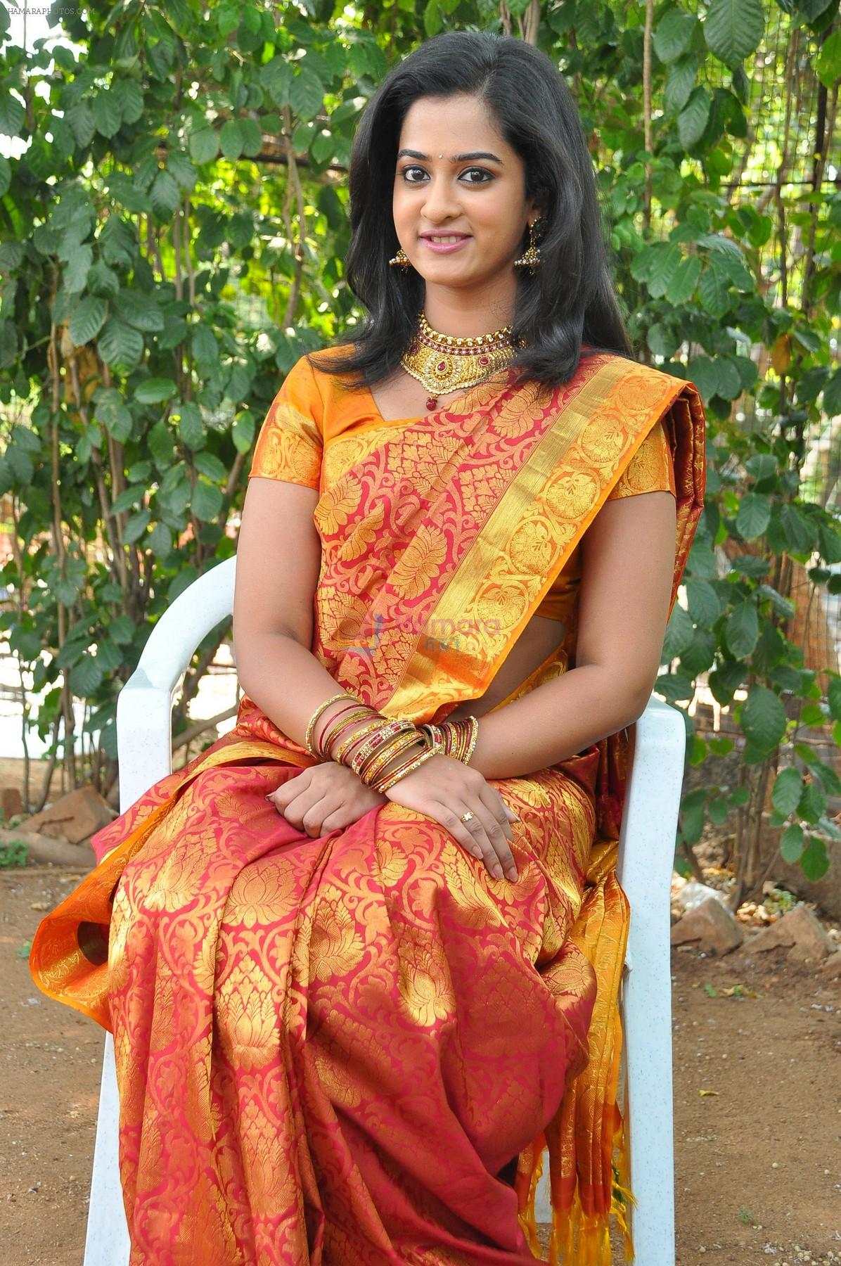 Nanditha / Nanditha - Bollywood Photos