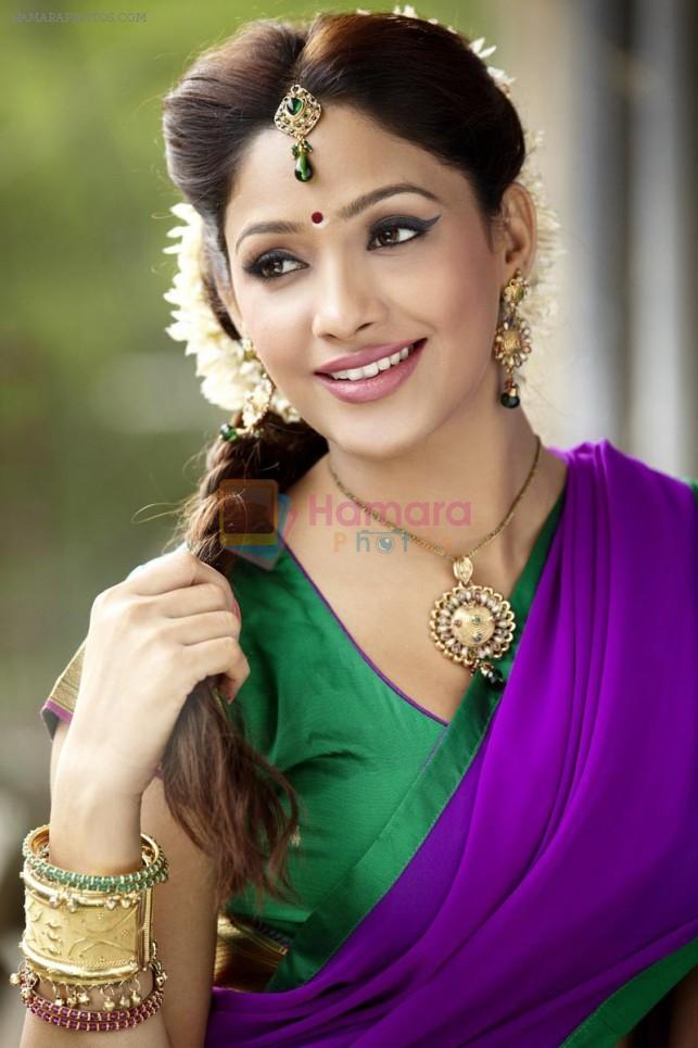 Kesha Khambati / Kesha Khambati - Bollywood Photos