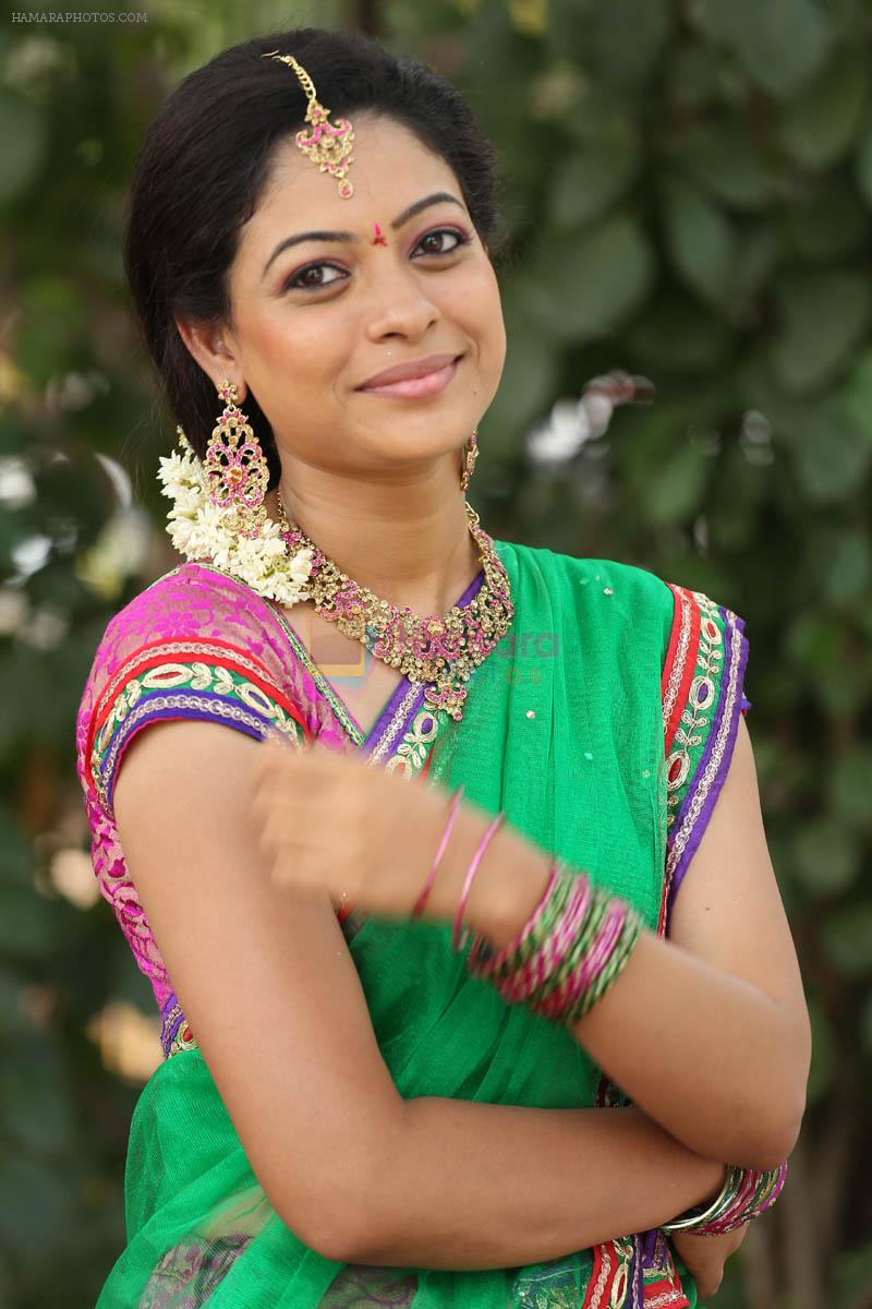 Anjali Rao / Anjali Rao - Bollywood Photos