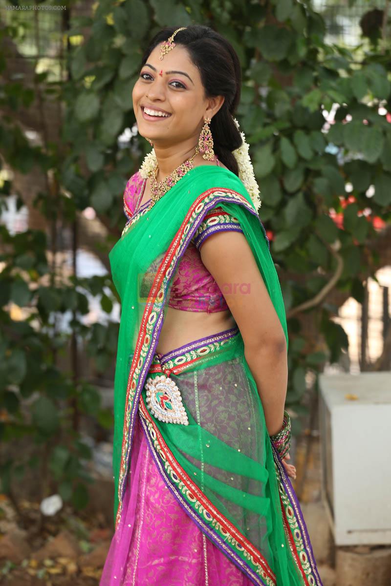 Anjali Rao / Anjali Rao - Bollywood Photos