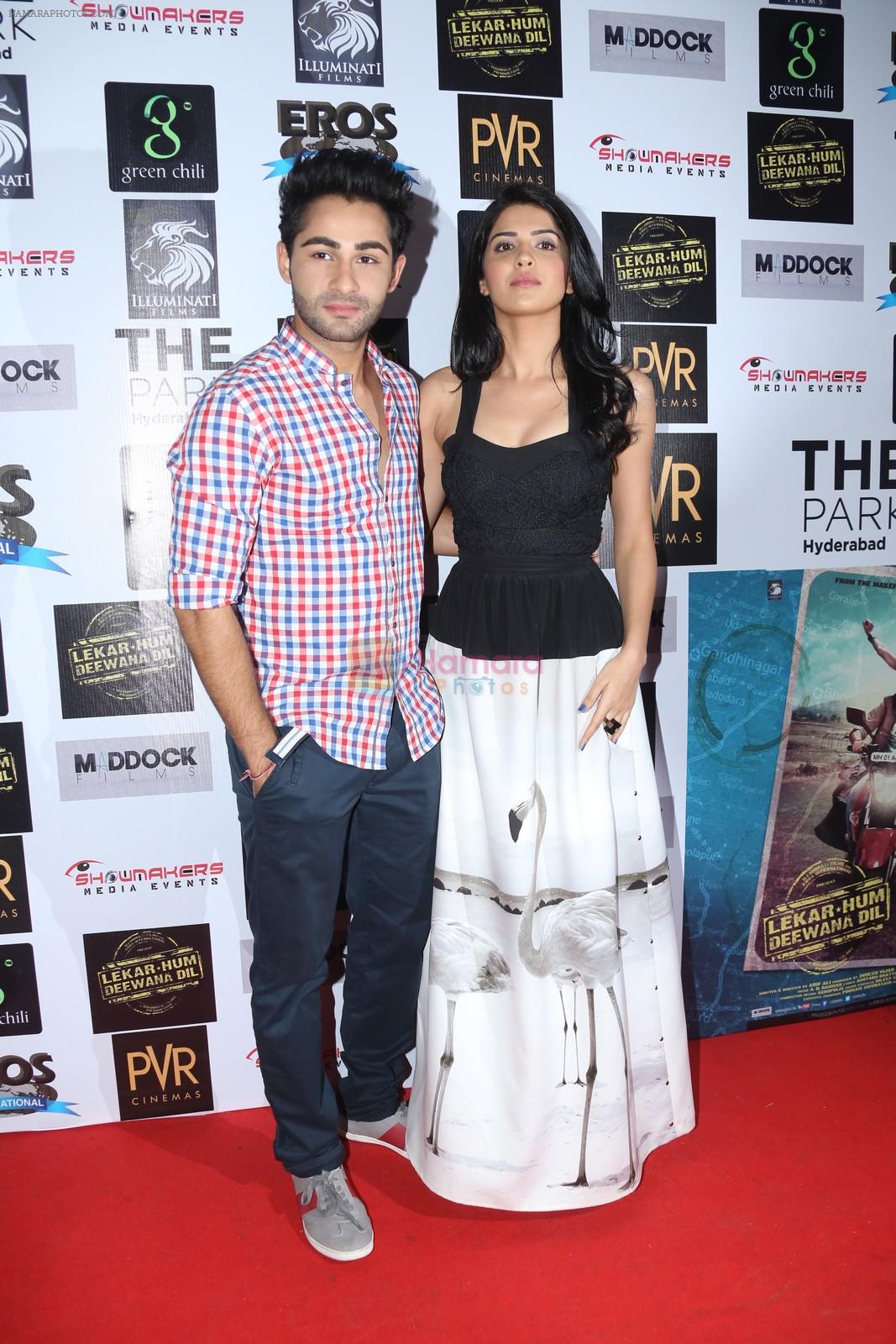Deeksha Seth, Armaan Jain at Lekar Hum Deewana Dil movie press meet in ...