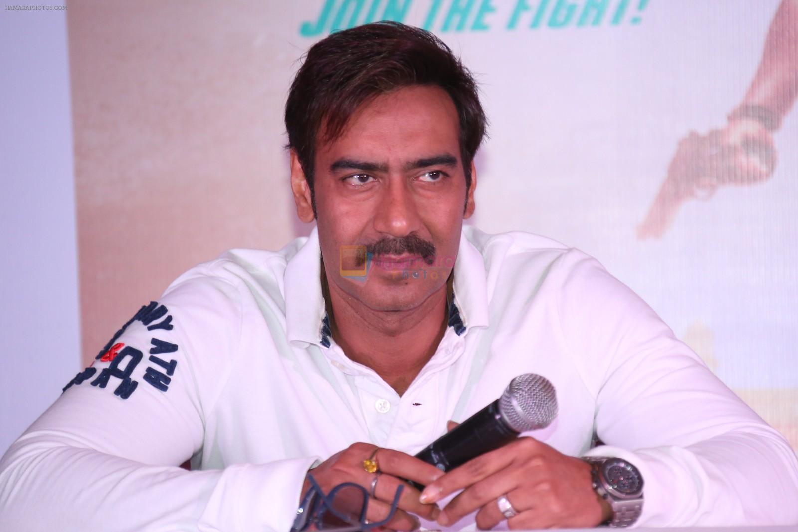 Ajay Devgan at Singham Returns Promotional Event in Mumbai on 8th Aug ...