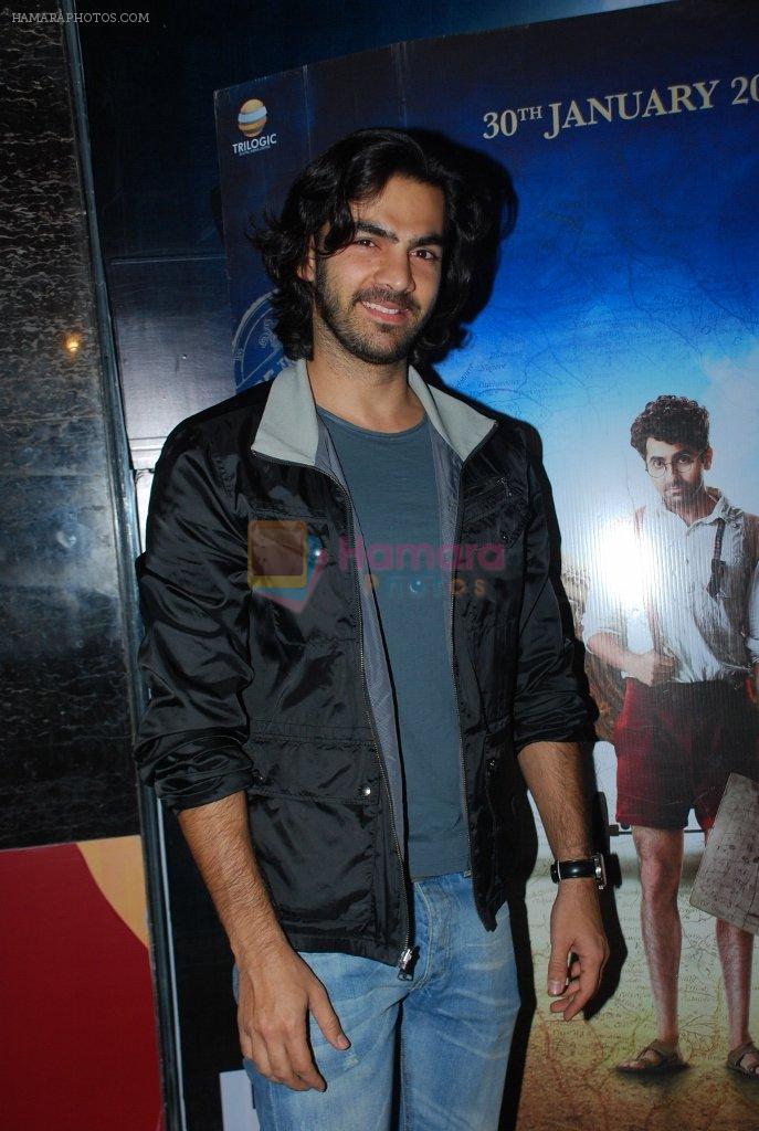 Karan Grover at the Premiere of Hawaizaada in Mumbai on 29th Jan 2015 ...