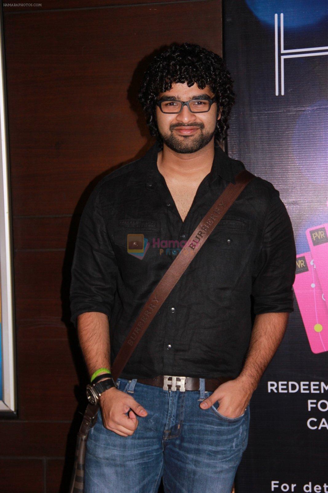 Siddharth Mahadevan at the Premiere of marathi movie Mitwaa on Cinema ...