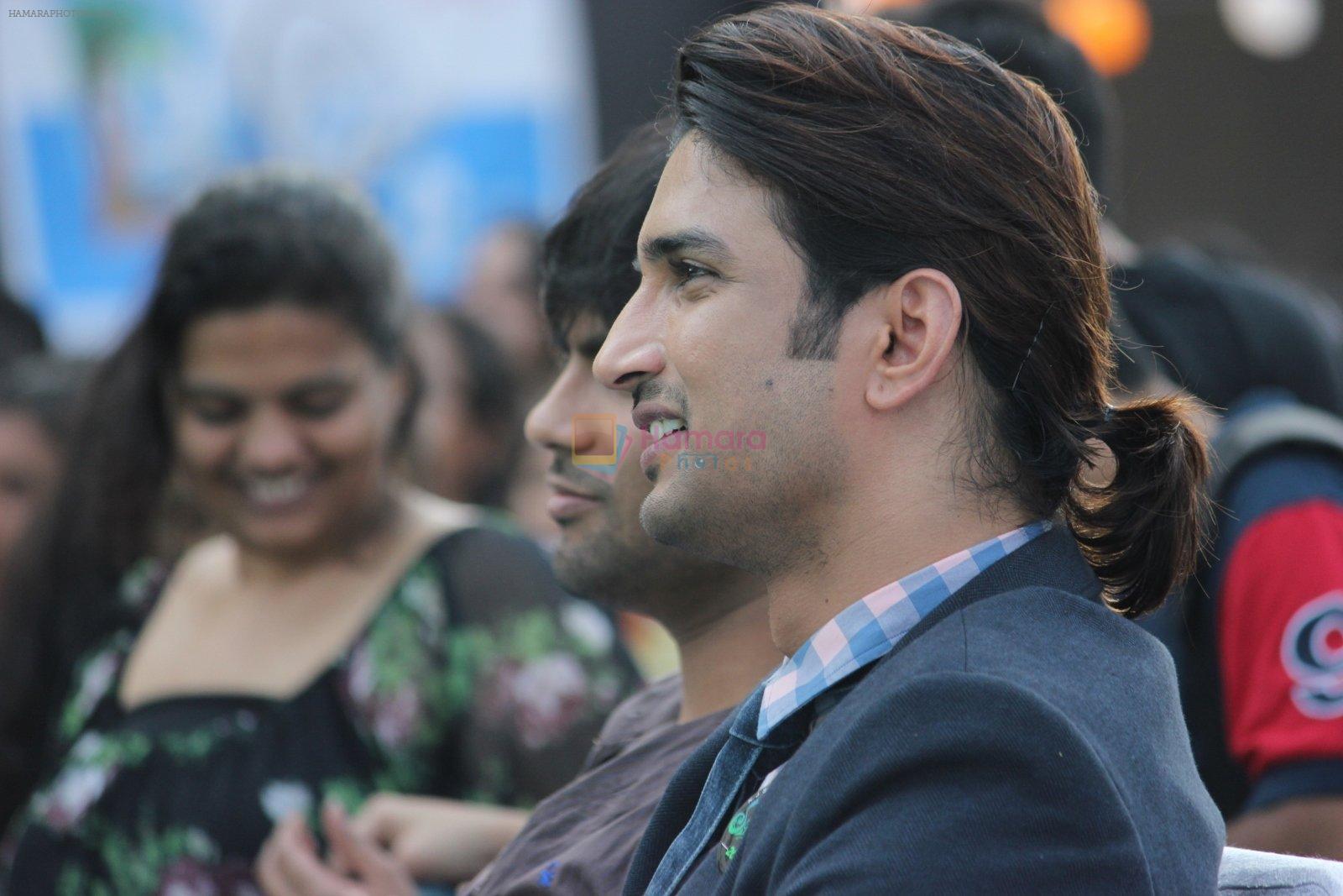 Sushant Singh Rajput at Byomkesh Bakshi Fashion Showcase in Mumbai on ...