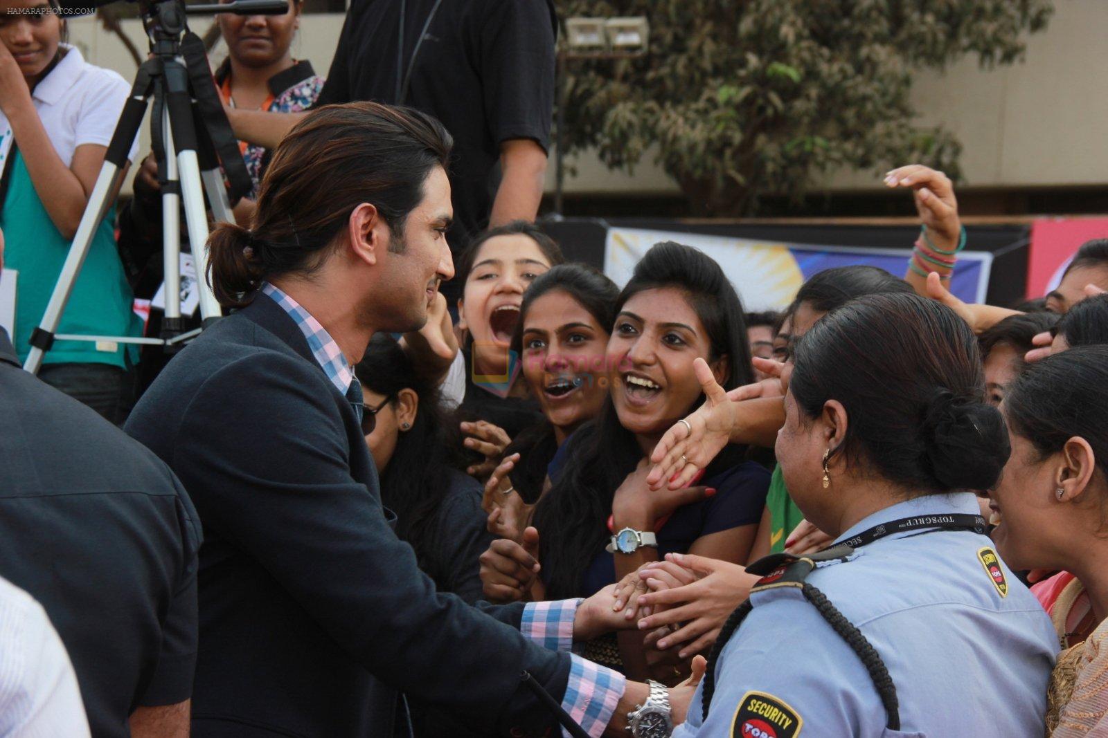 Sushant Singh Rajput at Byomkesh Bakshi Fashion Showcase in Mumbai on ...