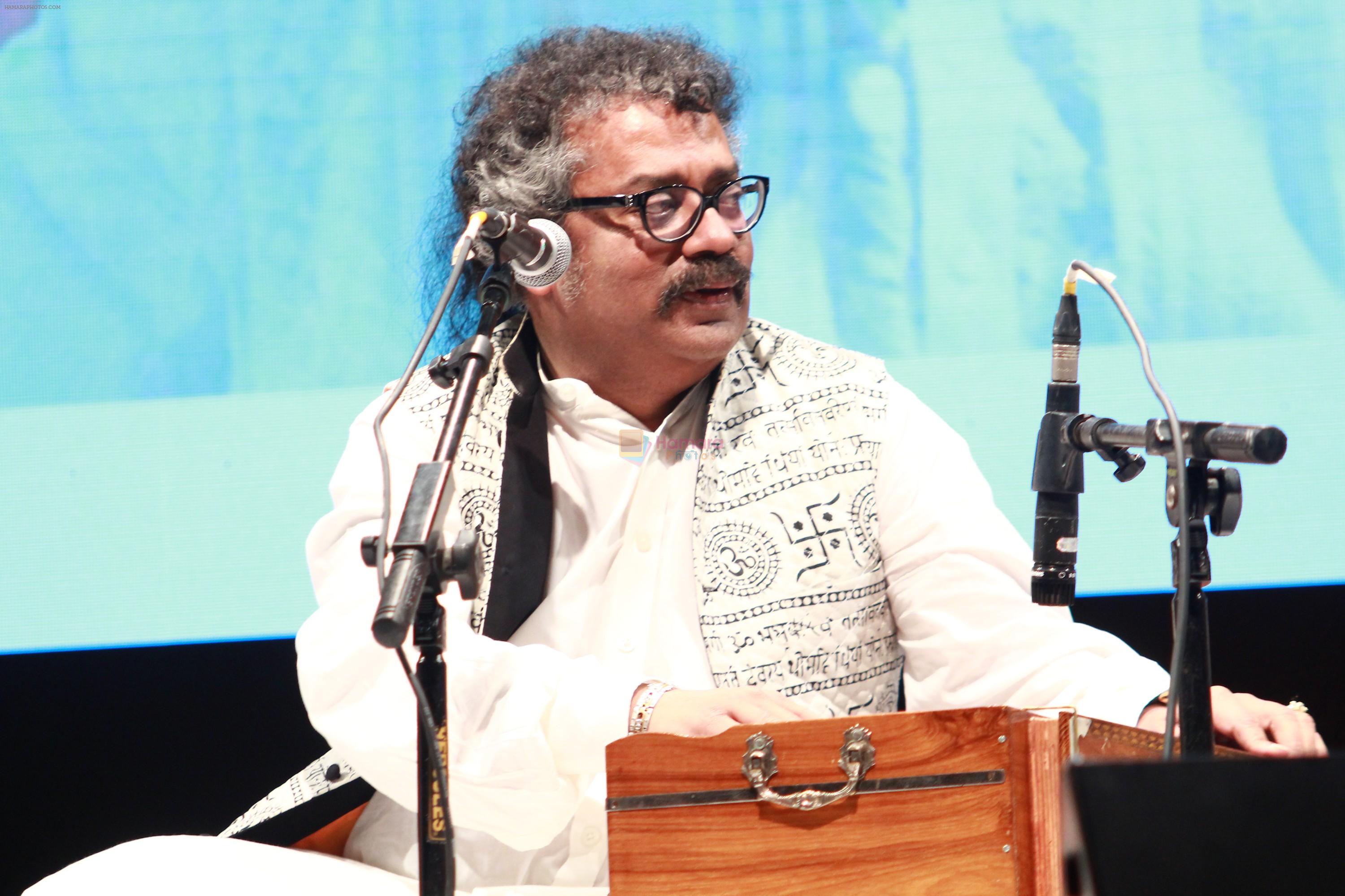 Mandolin Shrinivas Birthday Anniversary Event Stills / 2015 Party ...