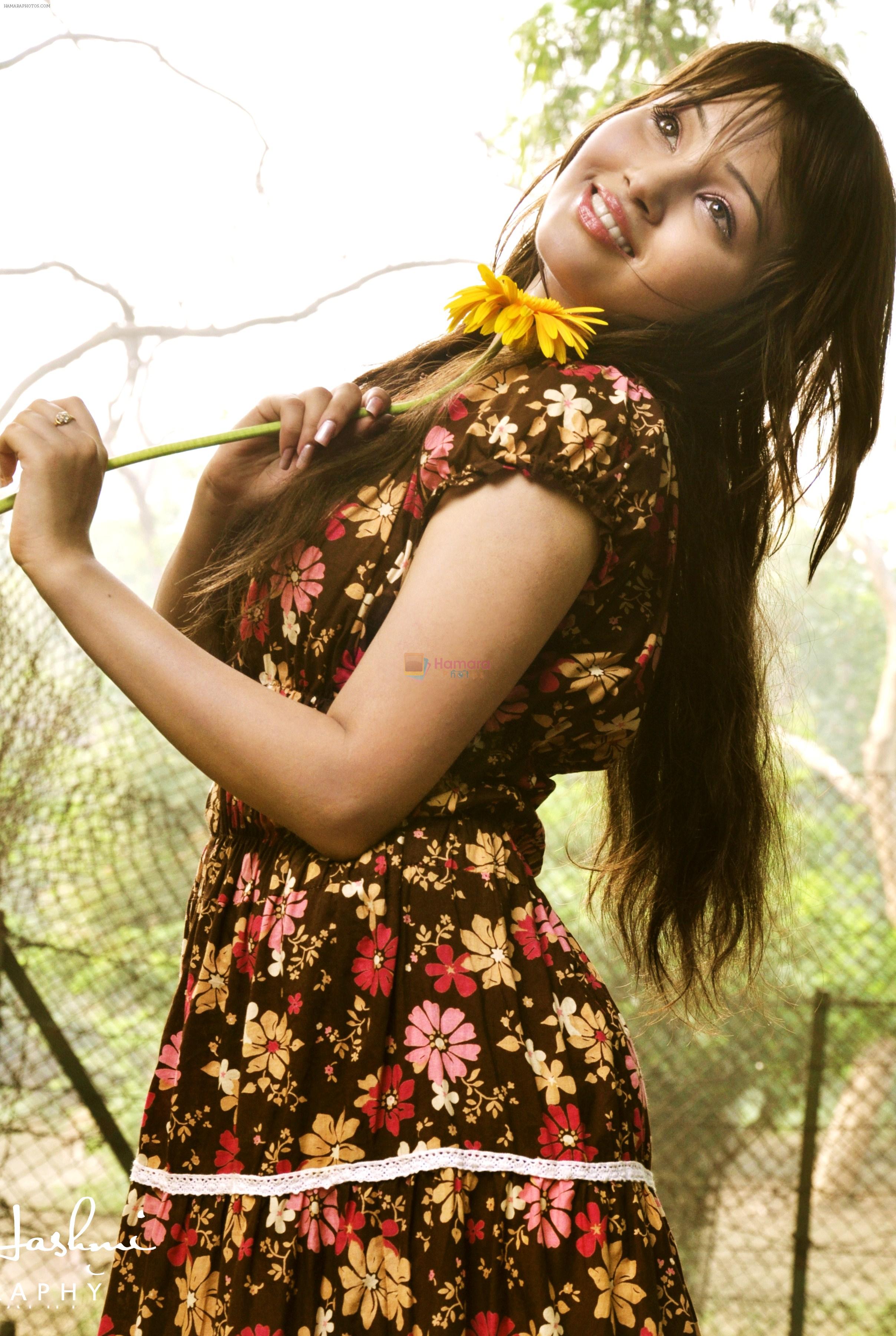 Ibra Khan / Ibra Khan - Bollywood Photos