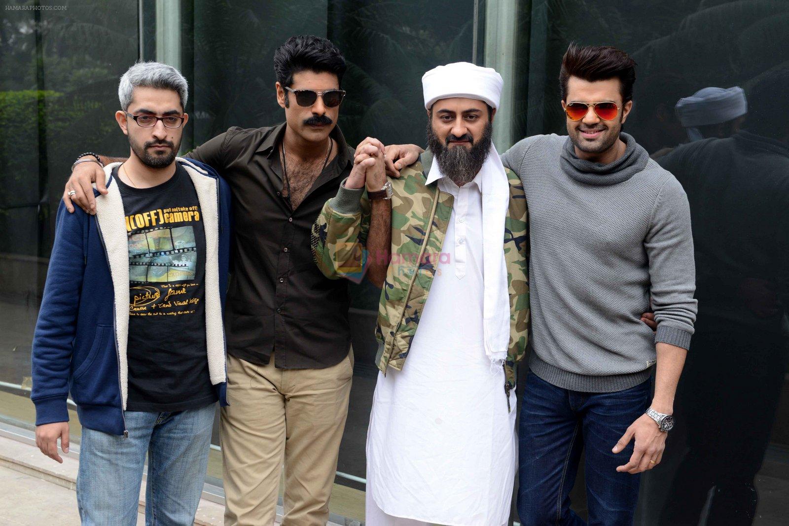 Praduman Singh, Manish paul, Sikander Kher & Abhishek Sharma promote ...