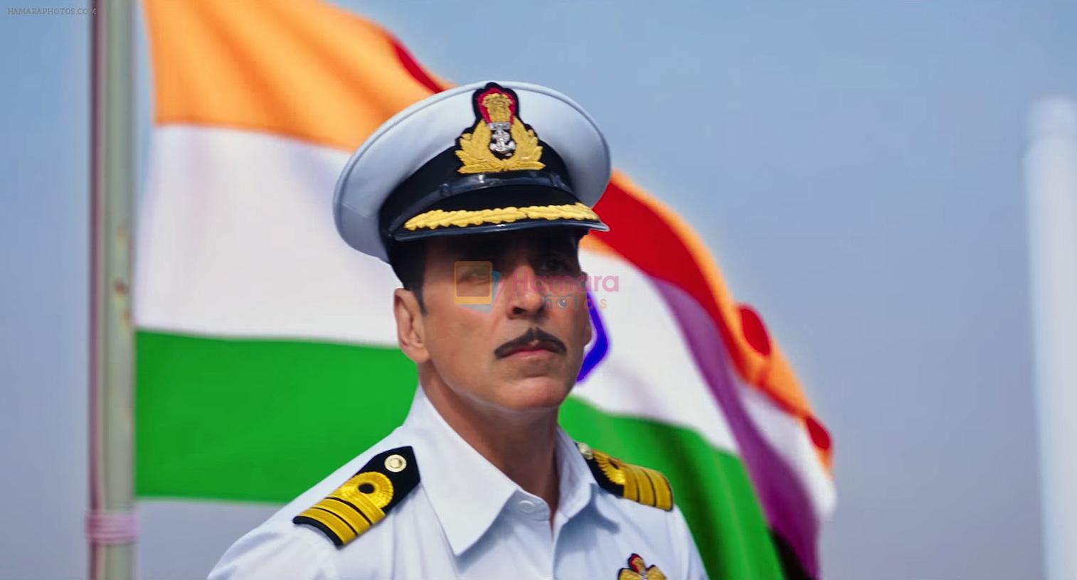 Akshay Kumar as Rustom Pavri in Rustom Movie Stills / Rustom ...