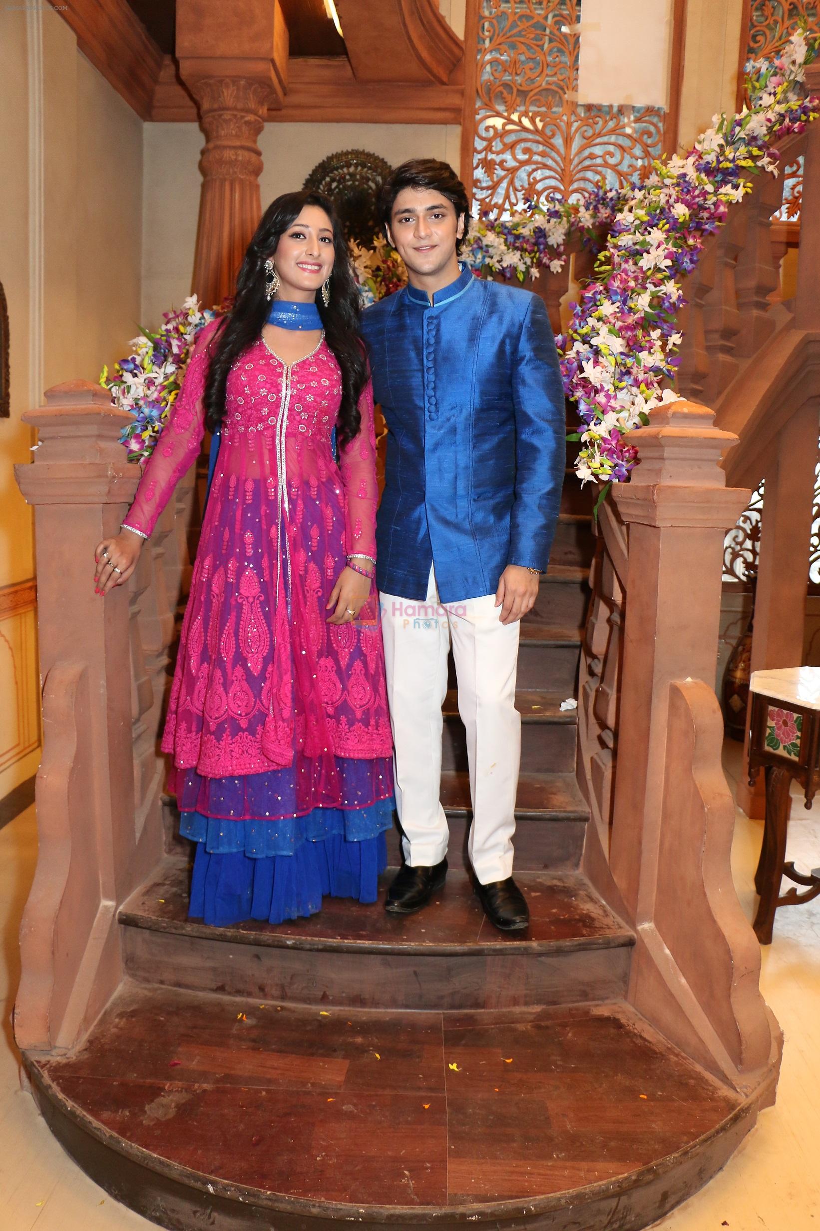 Kinshuk Vaidya and Shivya Pathania play leads in Ek Rishta Saajhedari ...