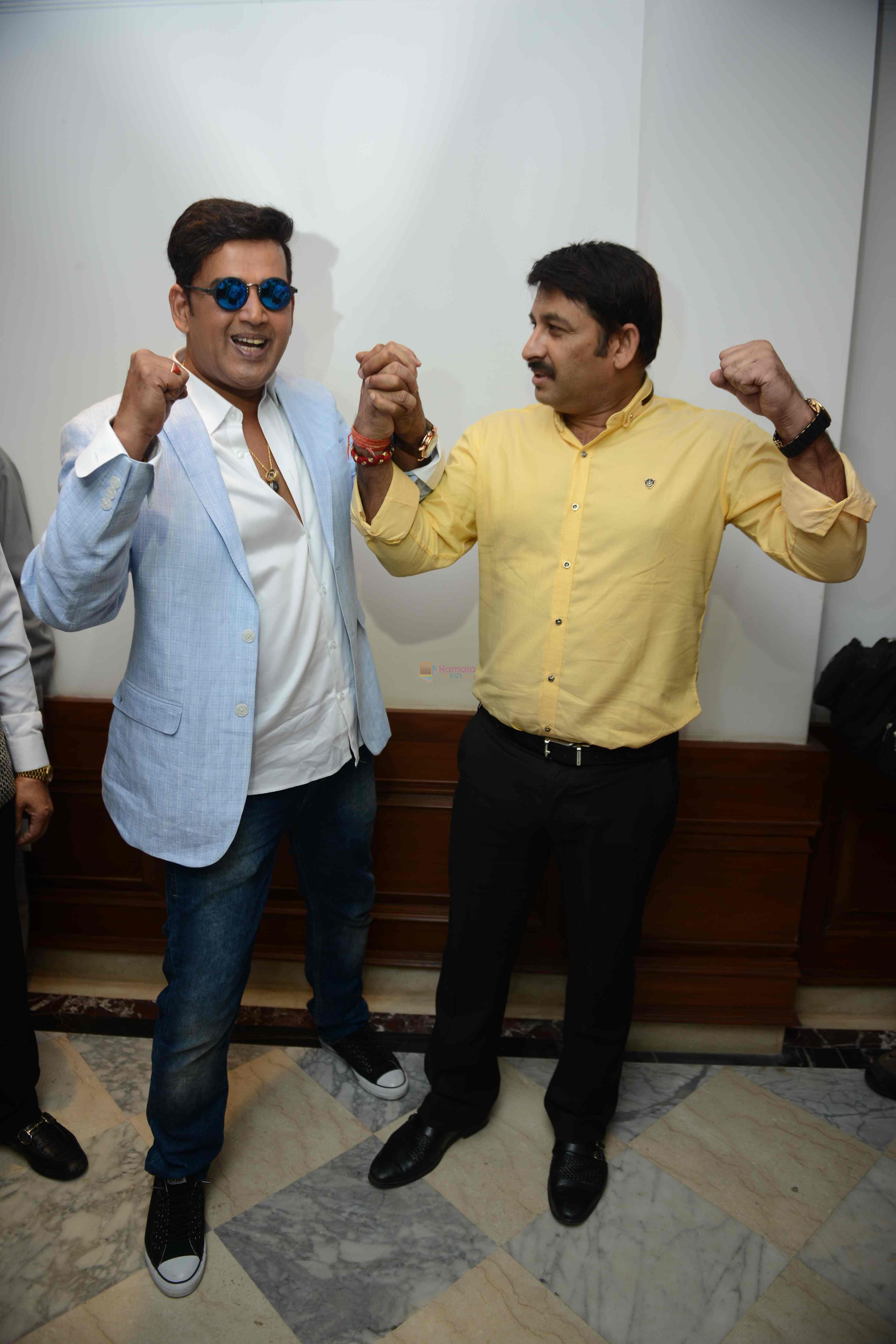 Ravi Kishan, Manoj Tiwari during the Press confrence of Luv Kush ...