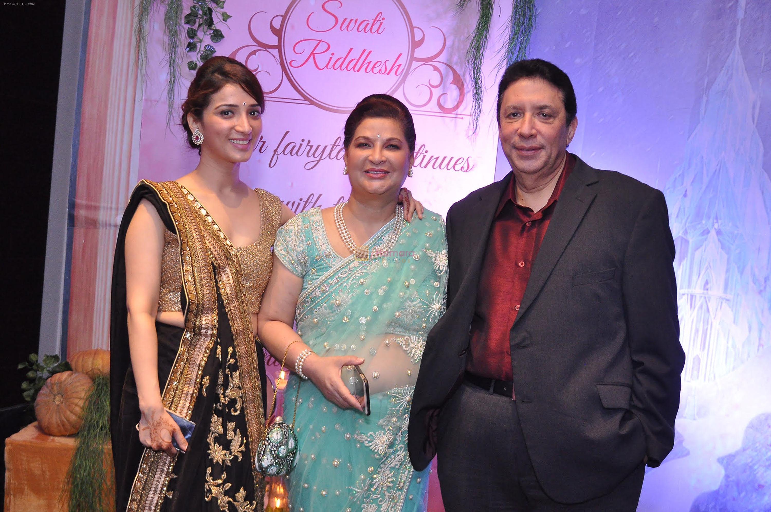 Keki Mistry & Family / Party Events - Bollywood Photos