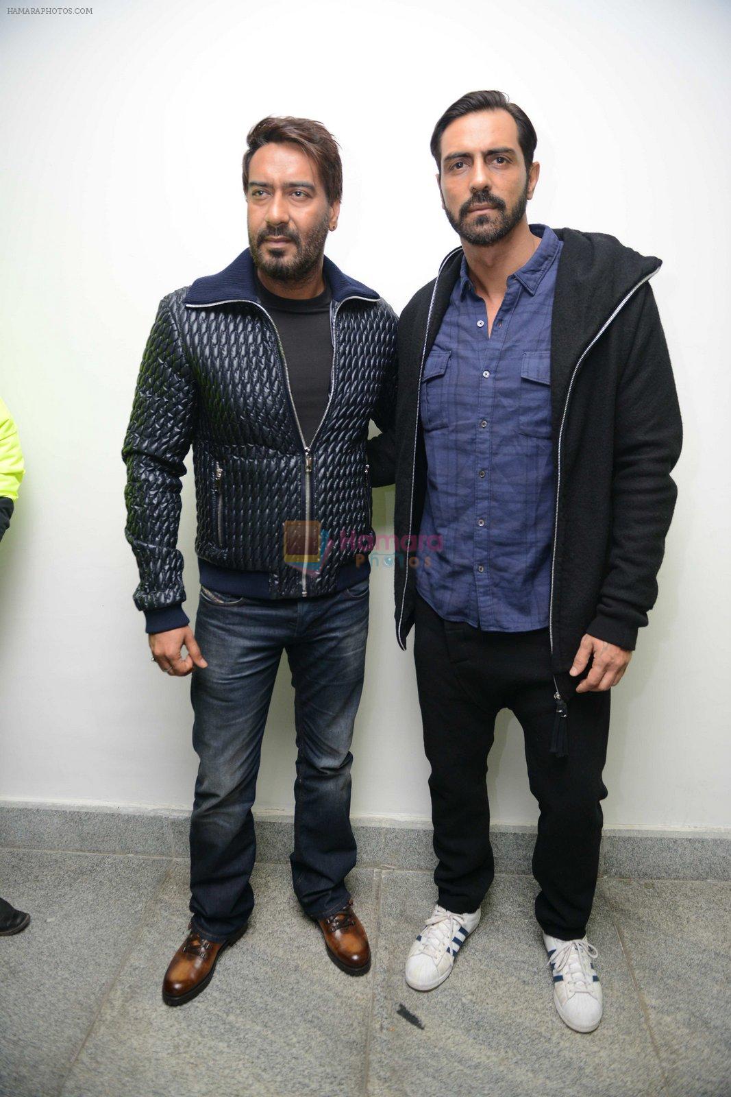 Ajay Devgan, Arjun Rampal at Super Fight league press meet on 19th Jan ...