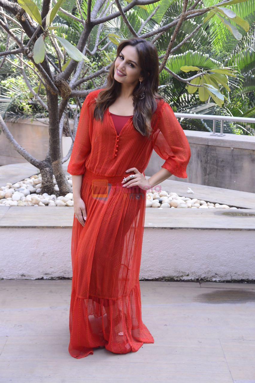 Huma Qureshi at Jolly LLB 2 photo shoot on 30th Jan 2017 / Huma Qureshi ...
