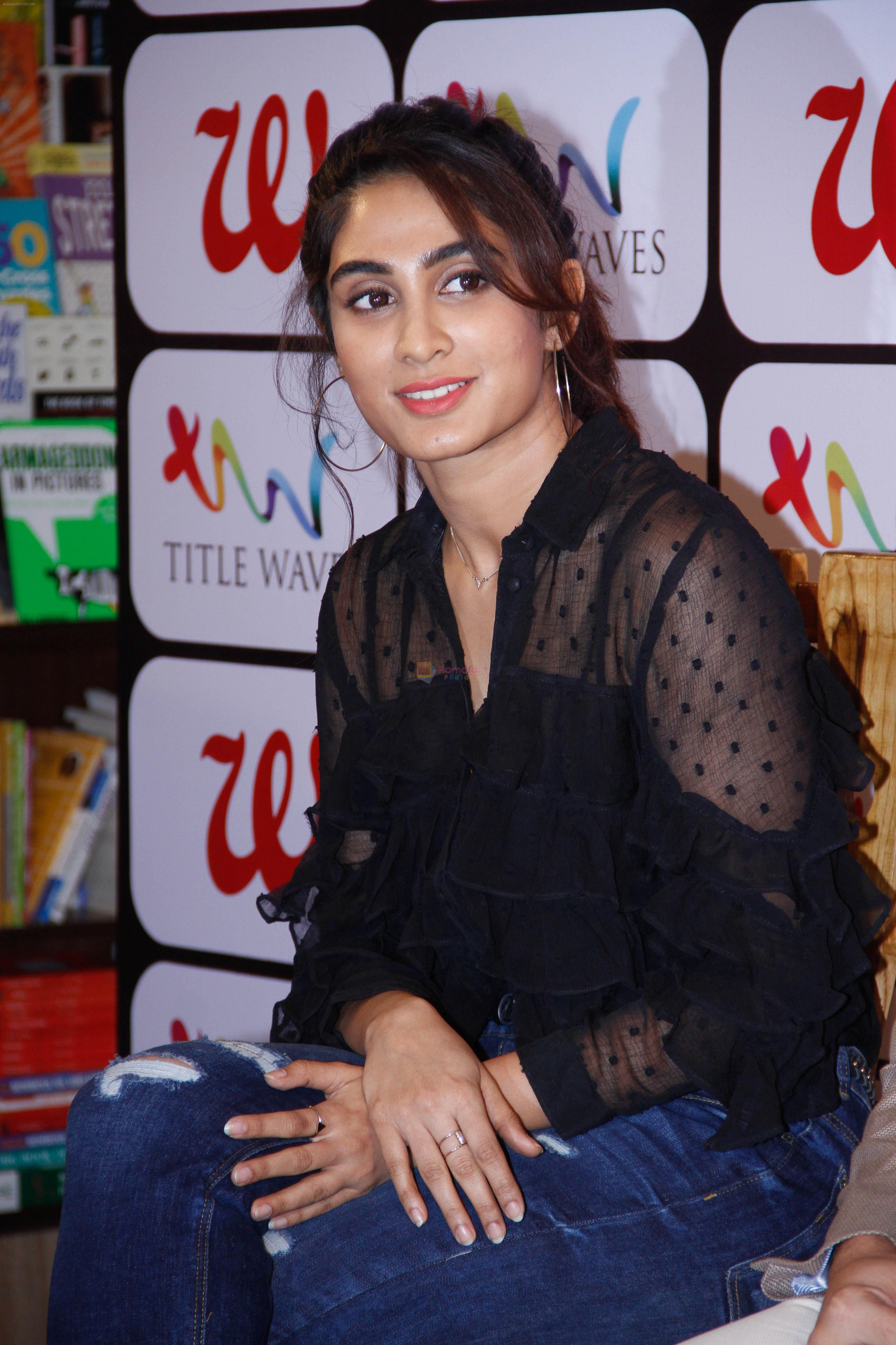 Ajay Pandey's book launch at Title waves in bandra on 6th Jan 2018 / ...