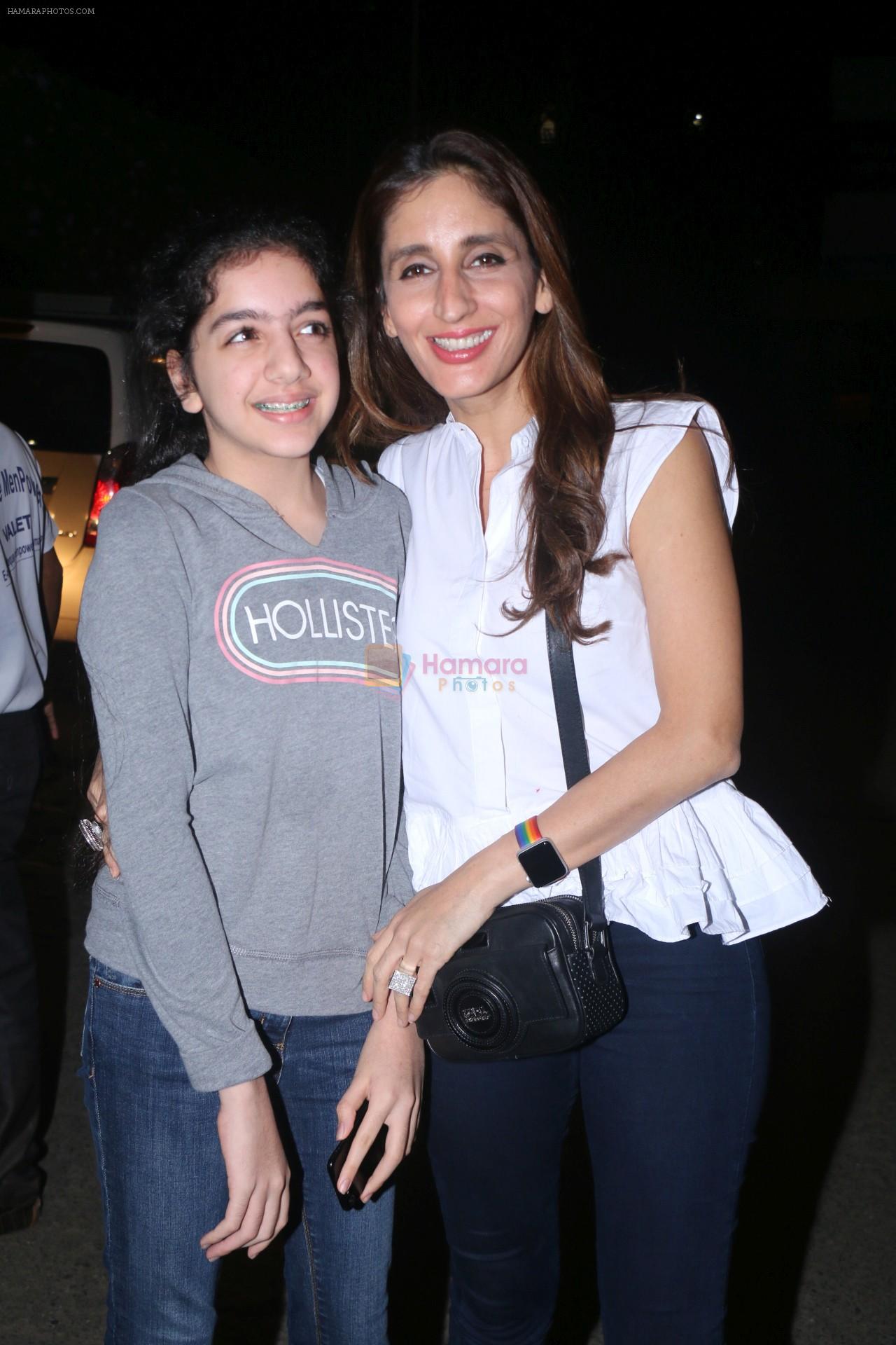 Farah Ali Khan at Uk pop sensation HRVY's debut album performance at ...