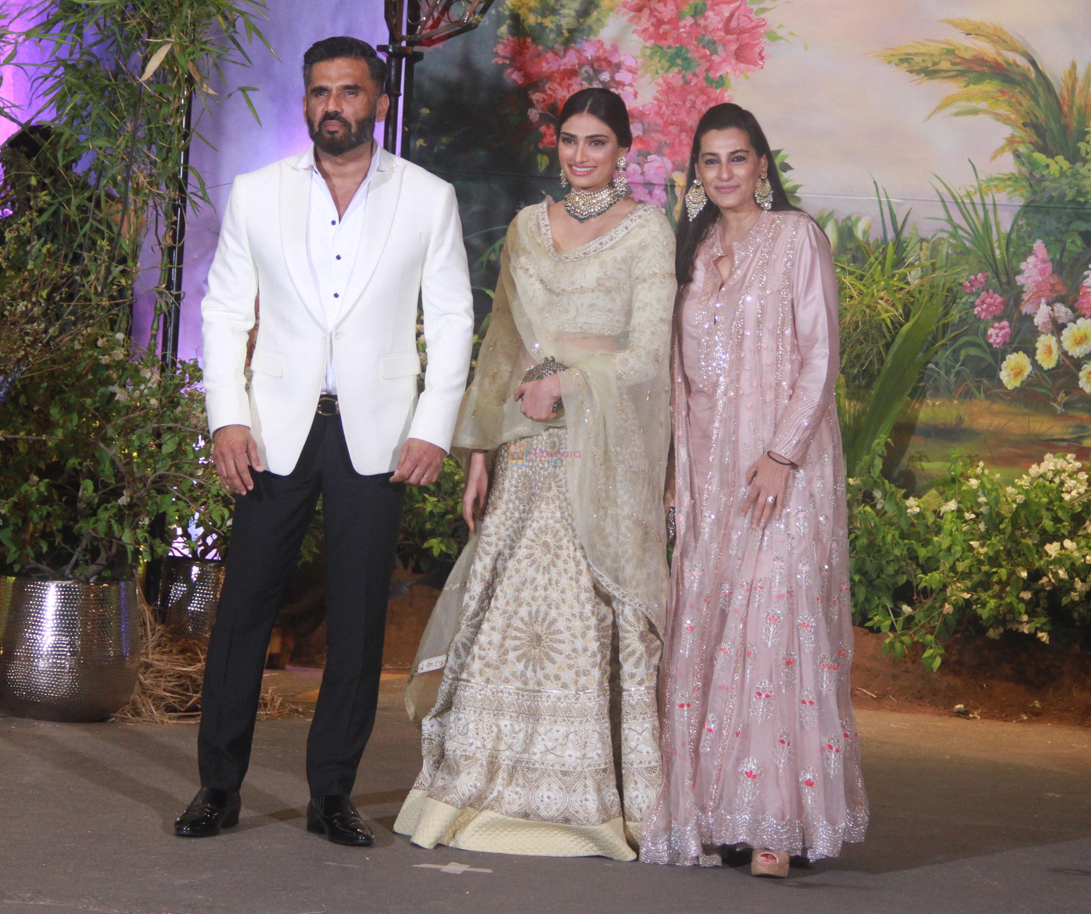 Sunil Shetty, Athiya Shetty, Mana Shetty at Sonam Kapoor and Anand ...