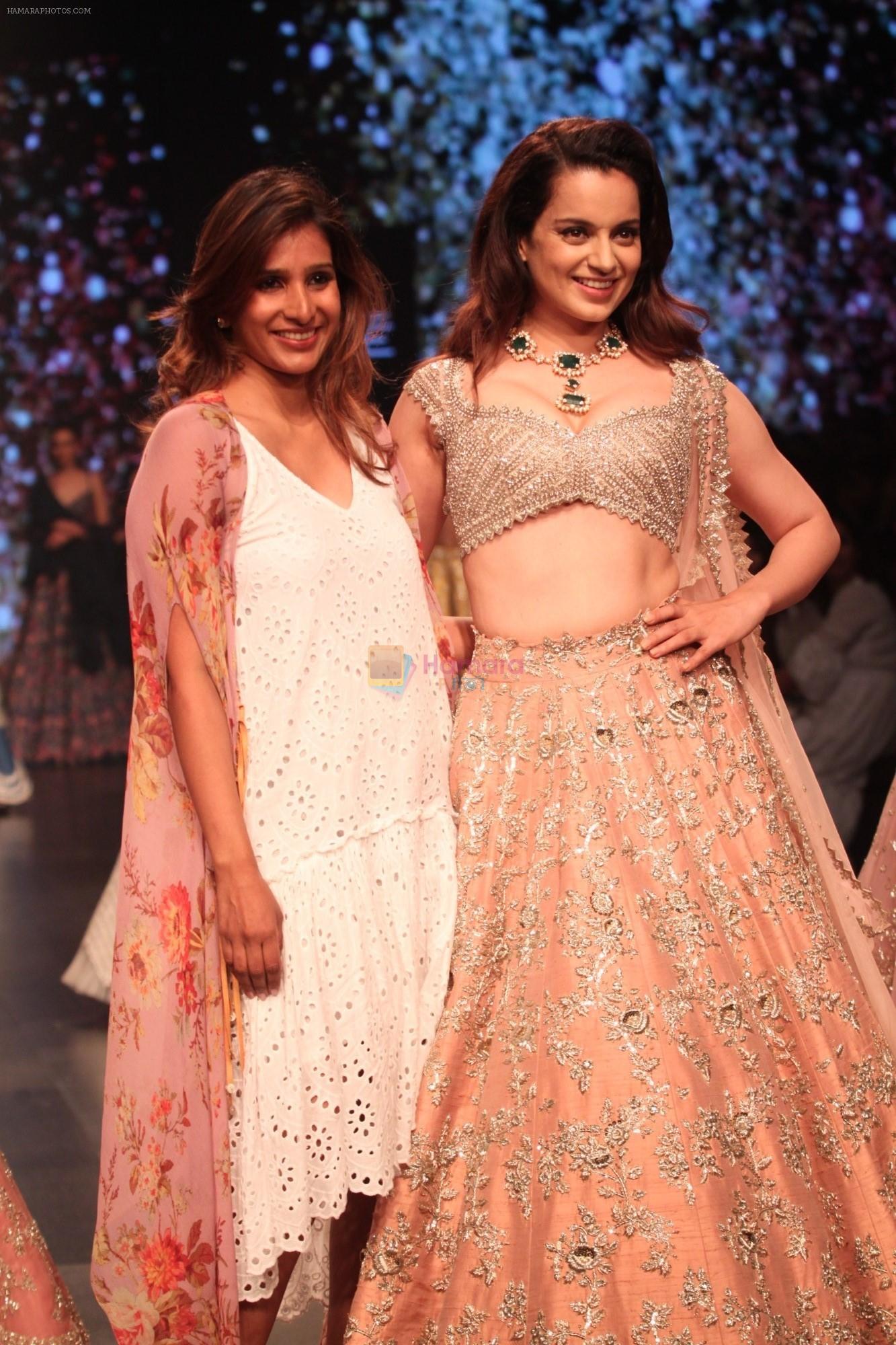 Kangana Ranaut walk the Ramp for Anushree Reddy at Lakme Fashion Week ...