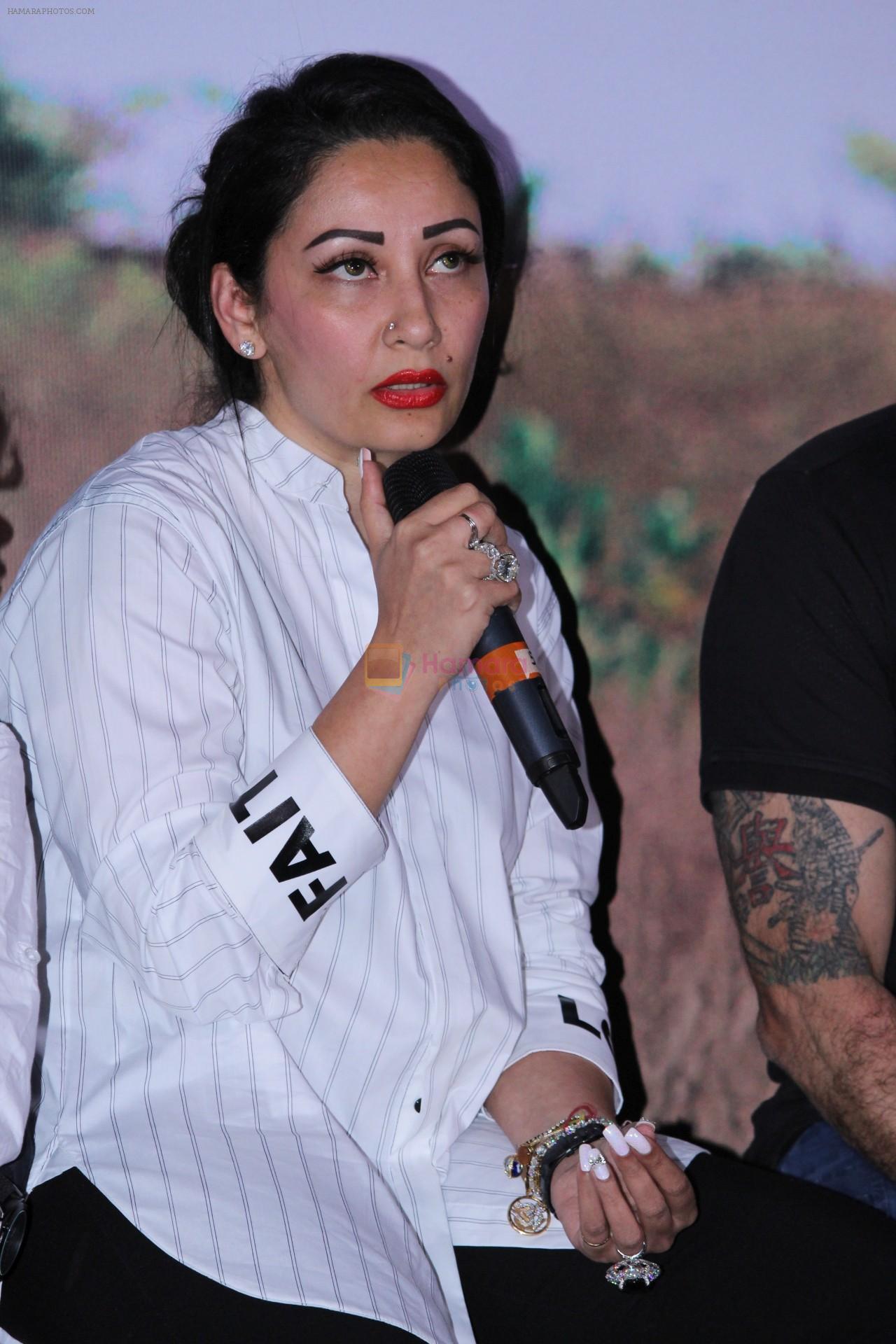 Sanjay Dutt, Manyata Dutt At The Trailer Launch Of Marathi Film Baba on ...