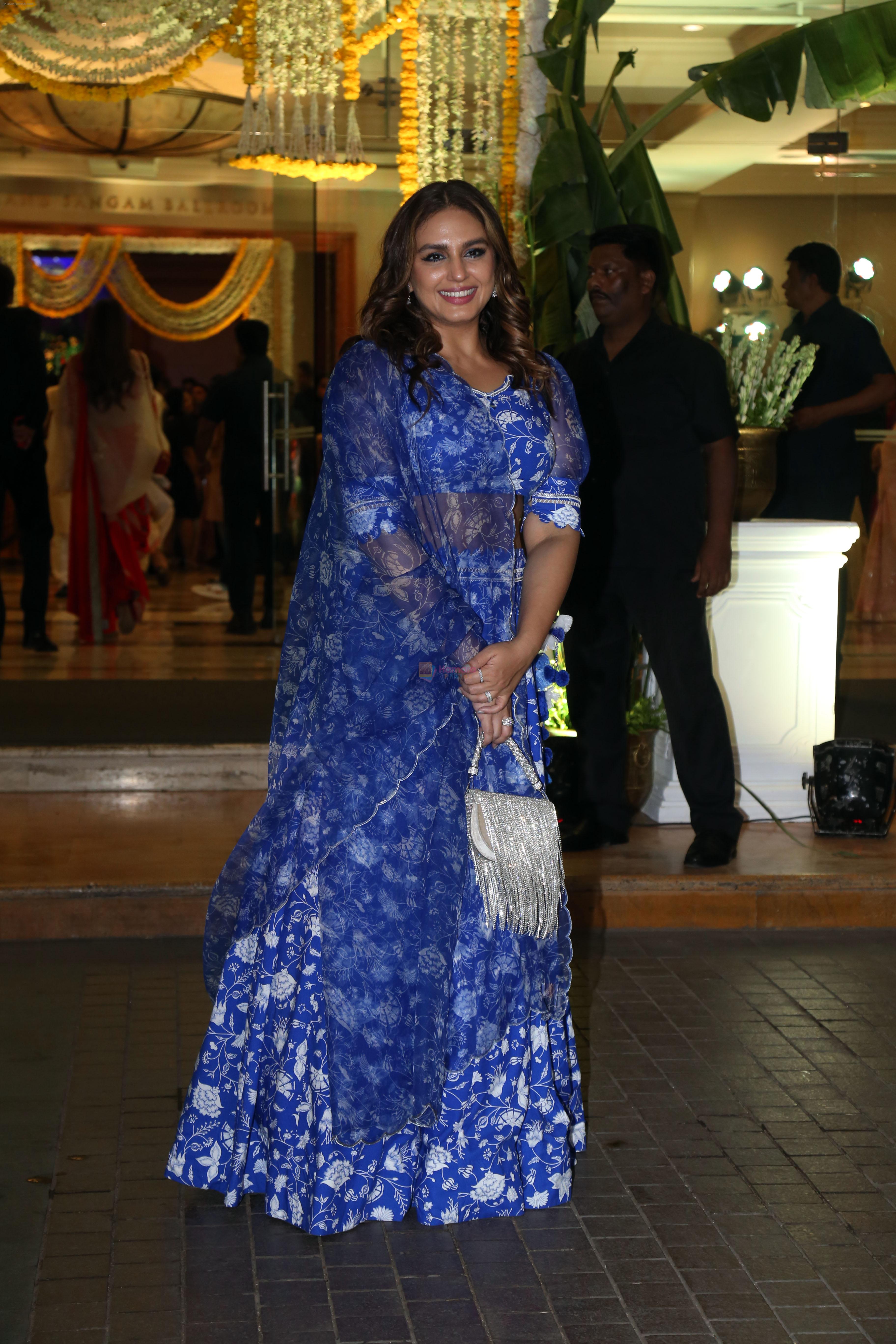 Huma Qureshi at Madhu Mantena and Ira Trivedi wedding ceremony on 11 ...