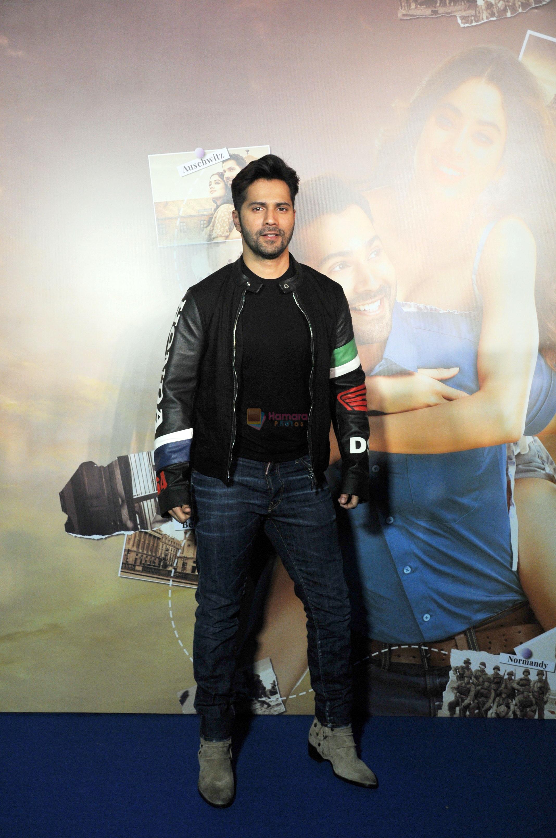 Varun Dhawan at Bawaal movie special screening in Mumbai on 17 July ...