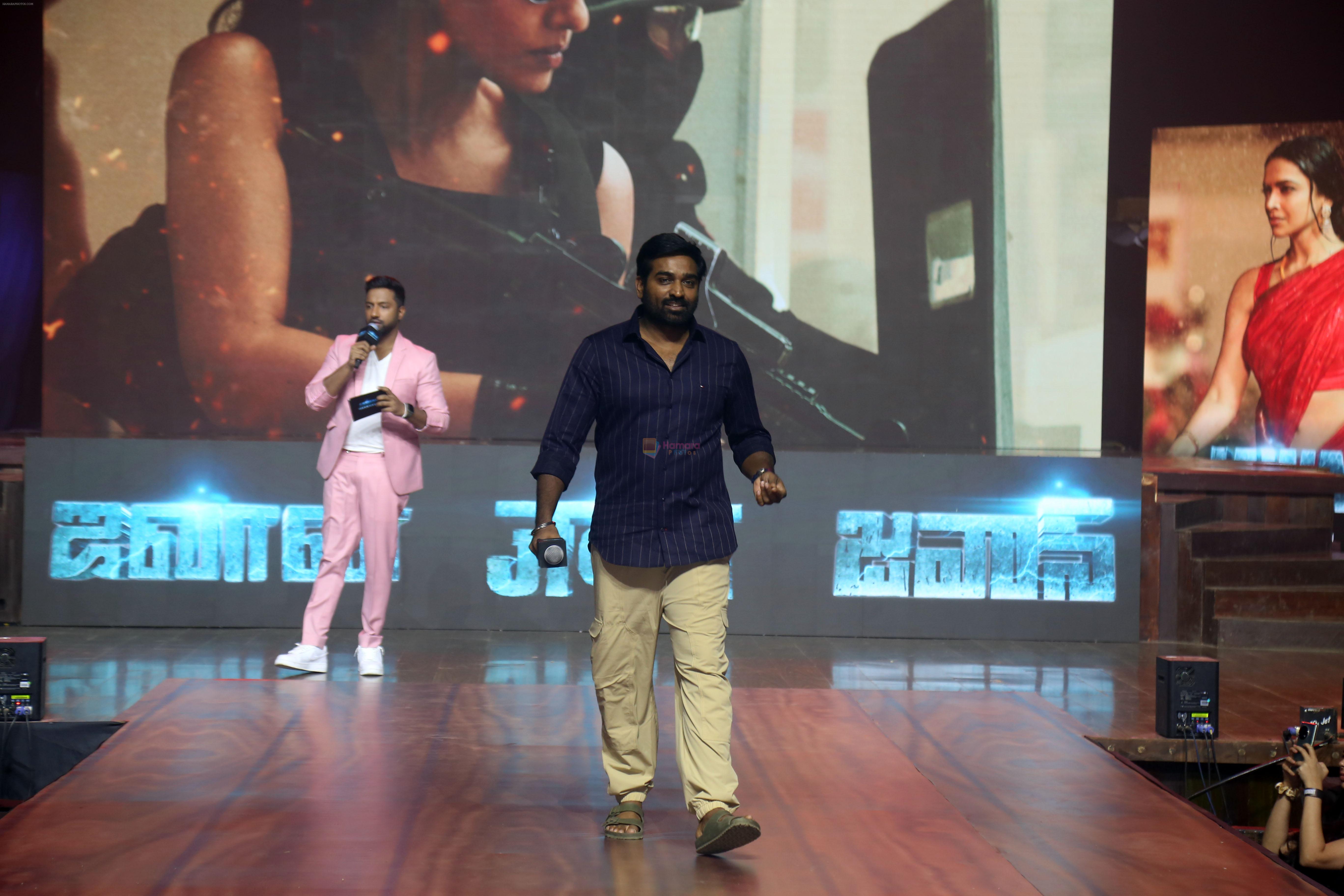 Suren Sundaram, Vijay Sethupathi at Jawan Film Success Press Conference ...