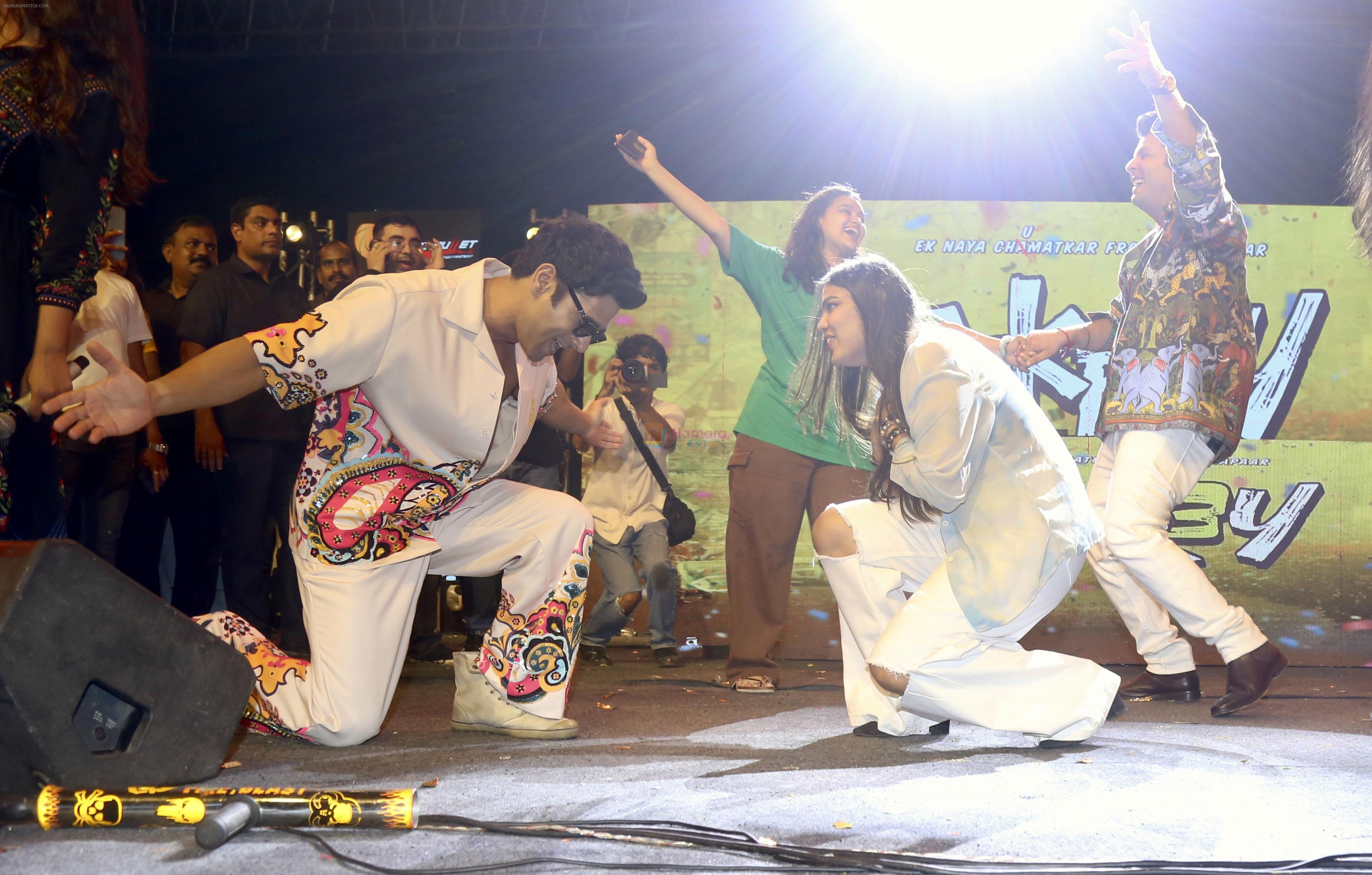 Pulkit Samrat, Varun Sharma attends the Fukrey 3 Movie Promotion on ...