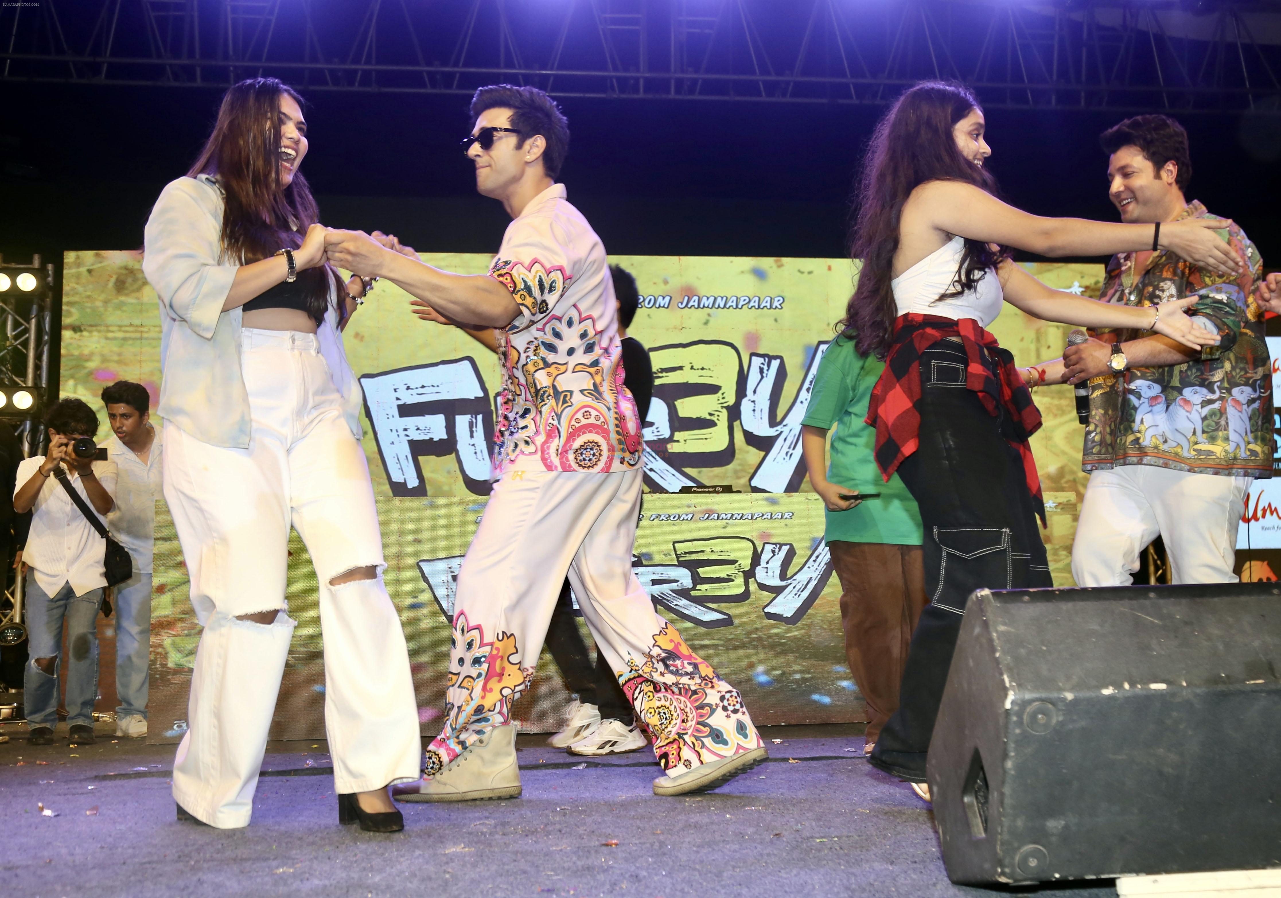 Pulkit Samrat, Varun Sharma attends the Fukrey 3 Movie Promotion on ...