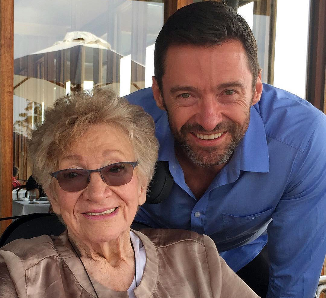 Hugh Jackman performs musical tribute to late mother-in-law
