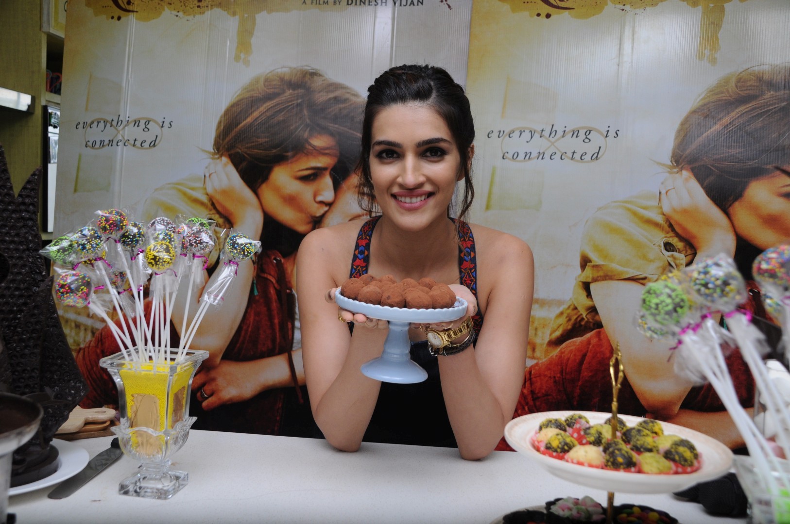 Kriti Sanon, Rakhee Vaswani at A Fun Interactive Chocolate Making Session