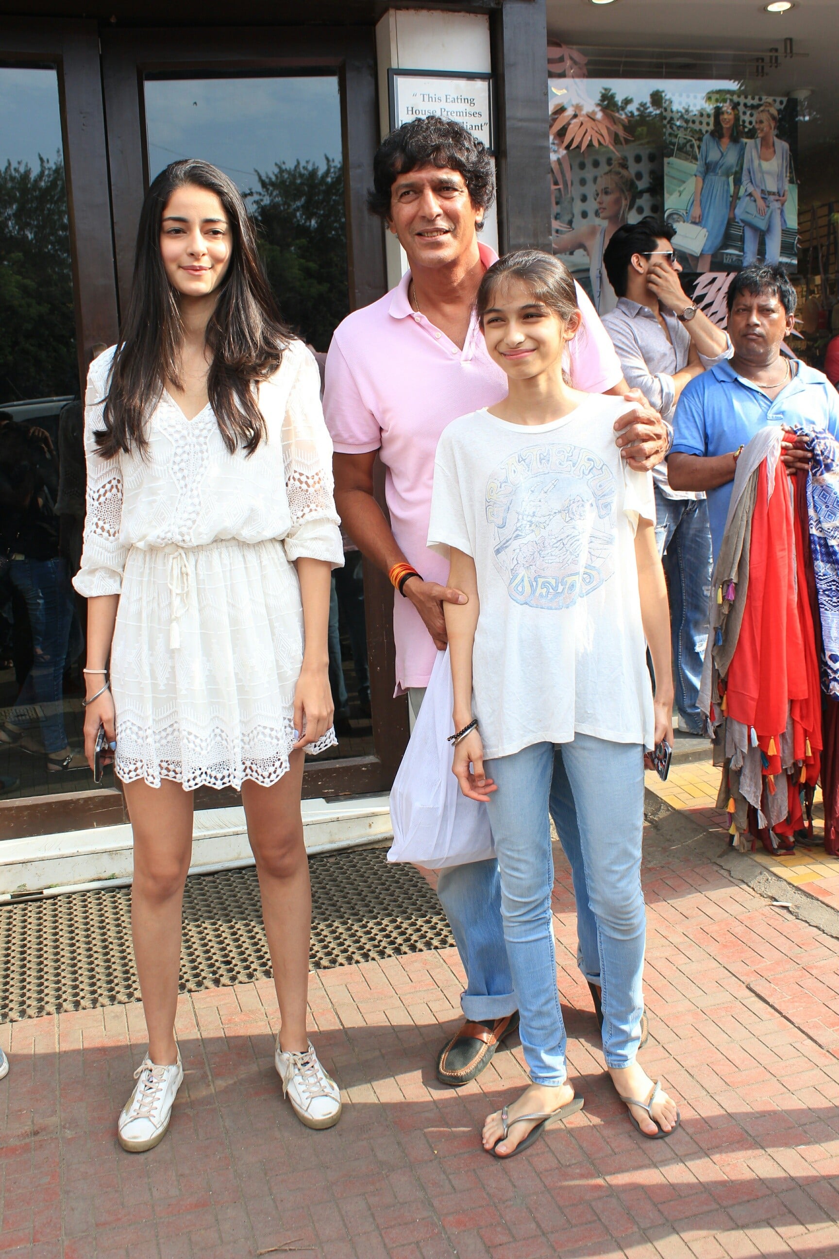 Ananya pandey, Ahaan Panday,Chunky Pandey and Family Spotted at Bandra