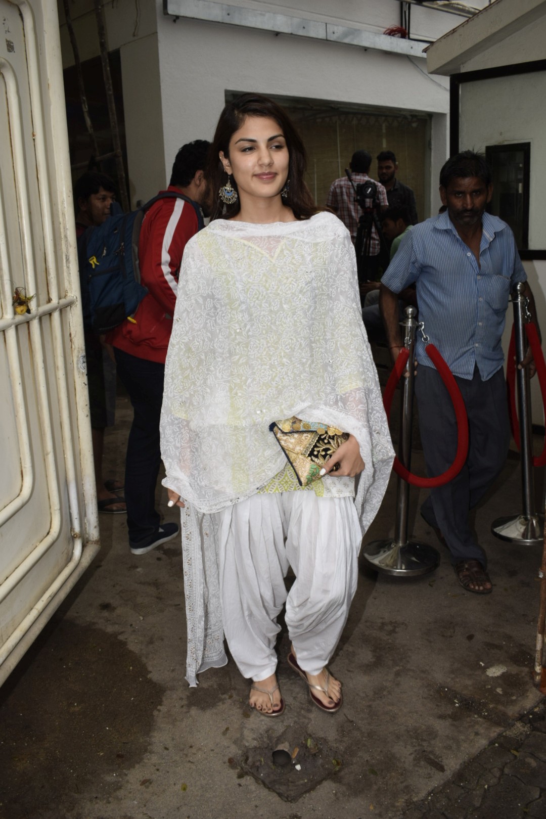 Rhea Chakraborty Spotted at Sunny Sound Juhu