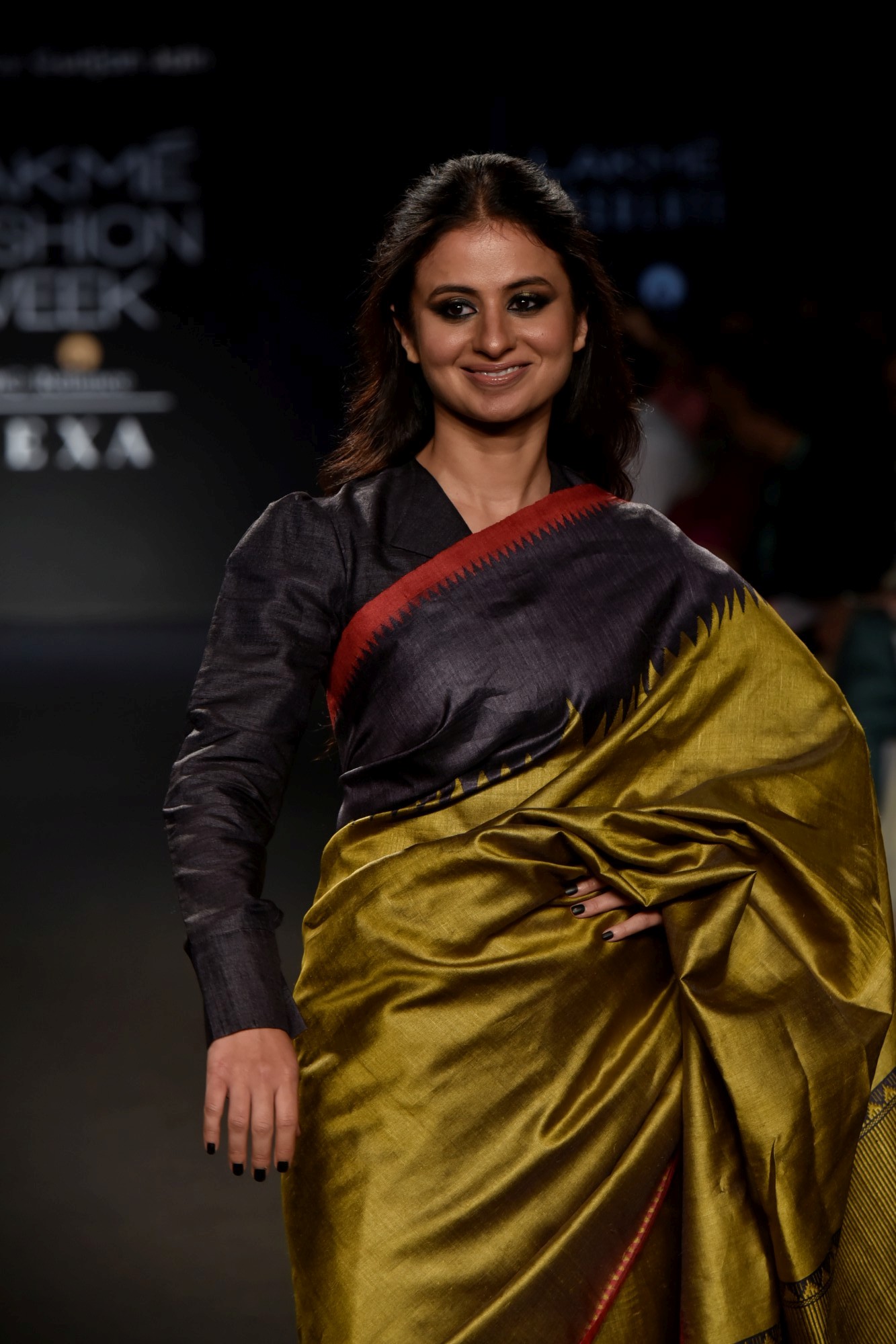 Rasika Duggal as show stopper for 3 VRIKSH BY GUJAN JAIN at Lakme ...