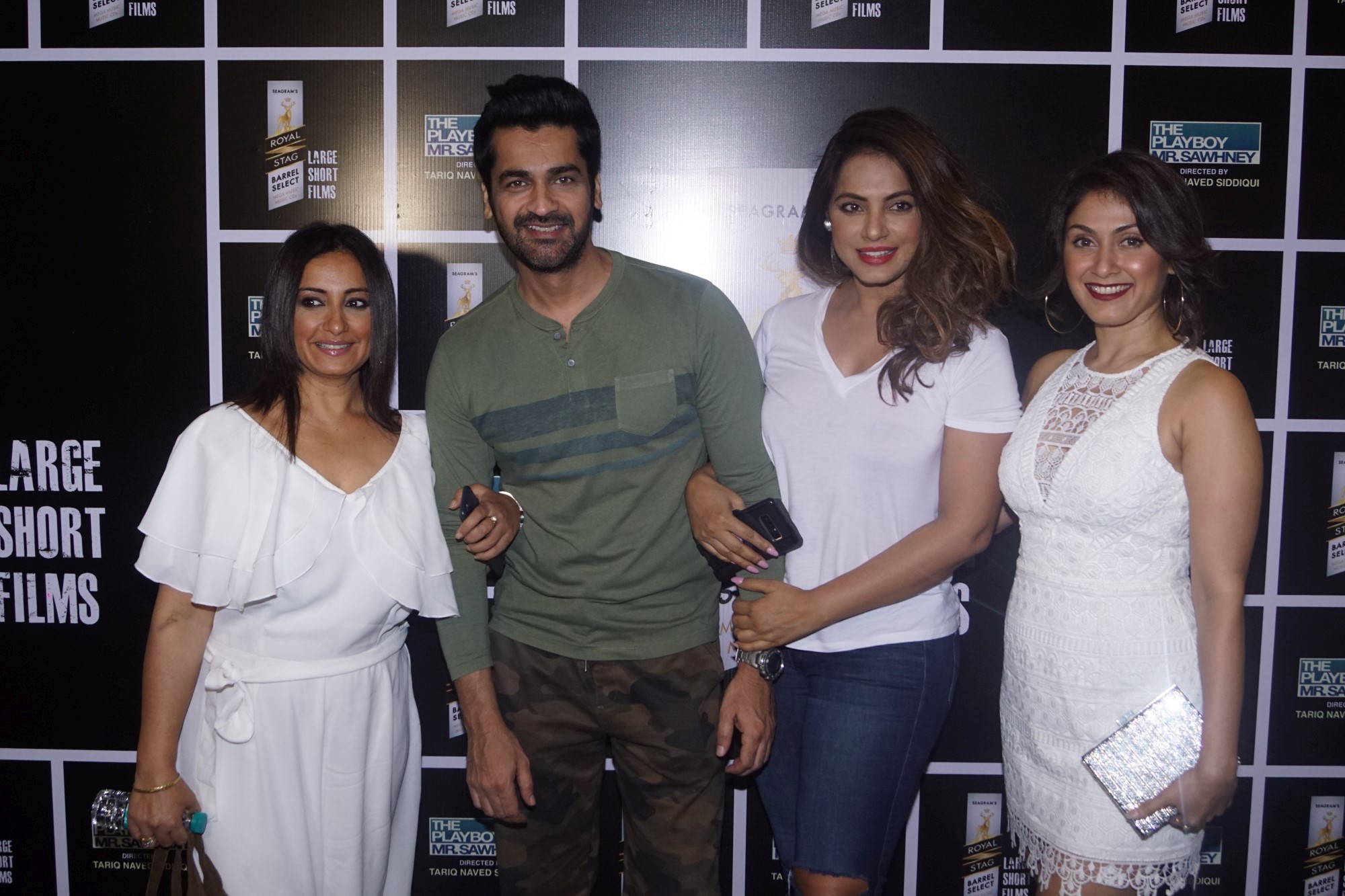 Arjan, Manjari, Neetu, Divya at the Special Screening of Royal Stag ...