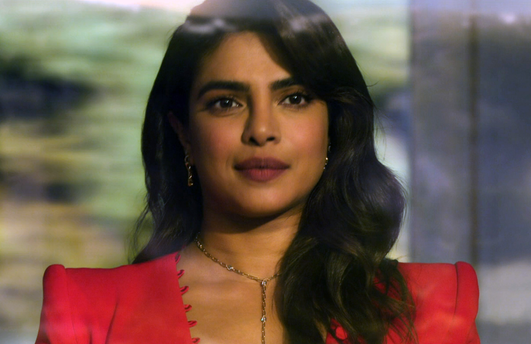 Priyanka Chopra and Richard Madden in Citadel S01E01