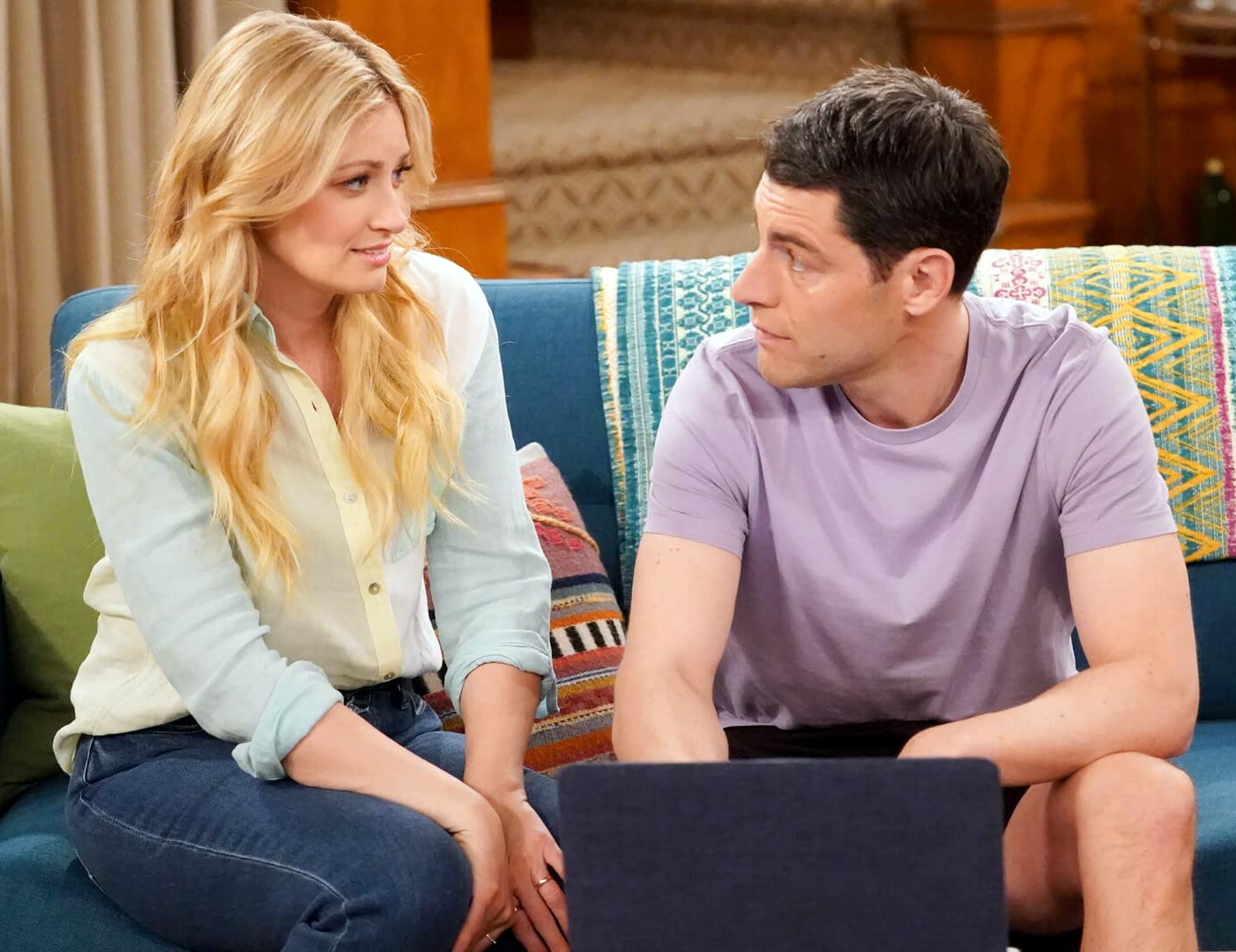 The Neighborhood – Season 5 Episode 20 – Welcome to the Other Neighborhood