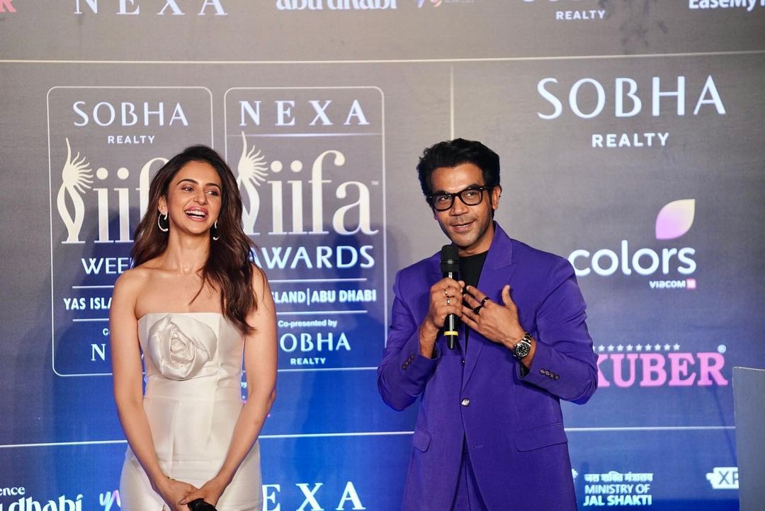 Rajkummar Rao and Rakul Preet Singh Bring Joy to IIFA 2023