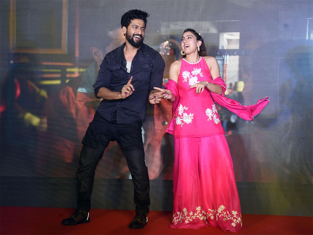 Zara Hatke Zara Bachke Music Launch Vicky and Sara Light Up