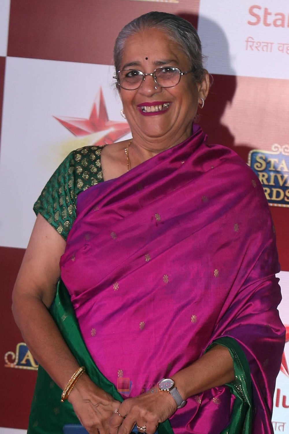 Ujwala Jog at the Star Parivaar Awards 2023 on 8th Sept 2023