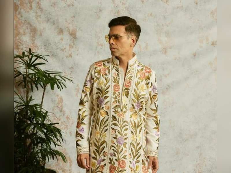 Karan Johar Pays Heartfelt Tribute to Sridevi and Lata Mangeshkar on ...