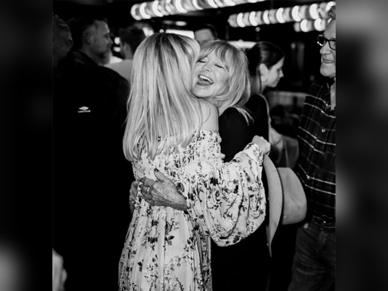Kate Hudson’s Tribute to Goldie Hawn’s 80th Birthday